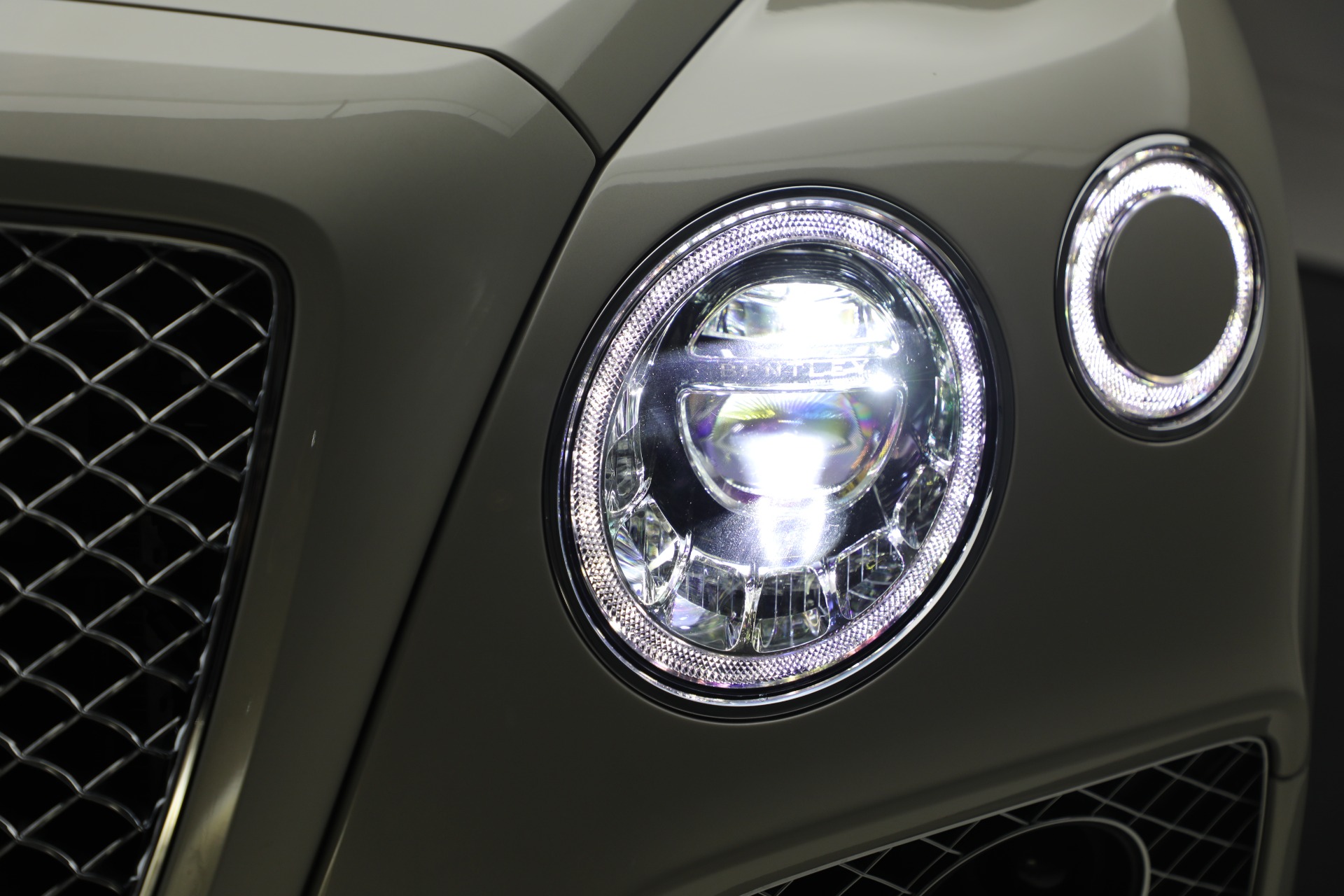 Pre-Owned 2018 Bentley Bentayga Signature Edition For Sale (Special ...