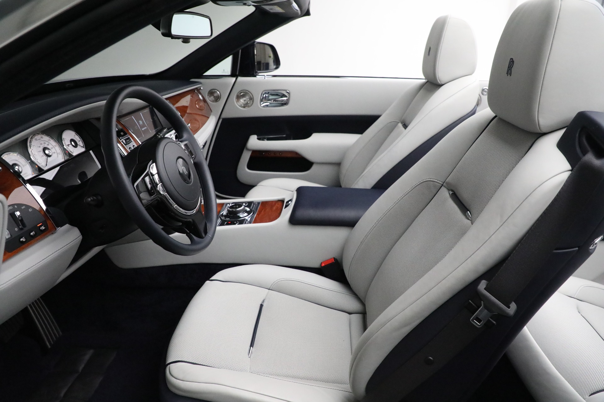 Pre-Owned 2019 Rolls-Royce Dawn For Sale (Special Pricing) | Aston ...