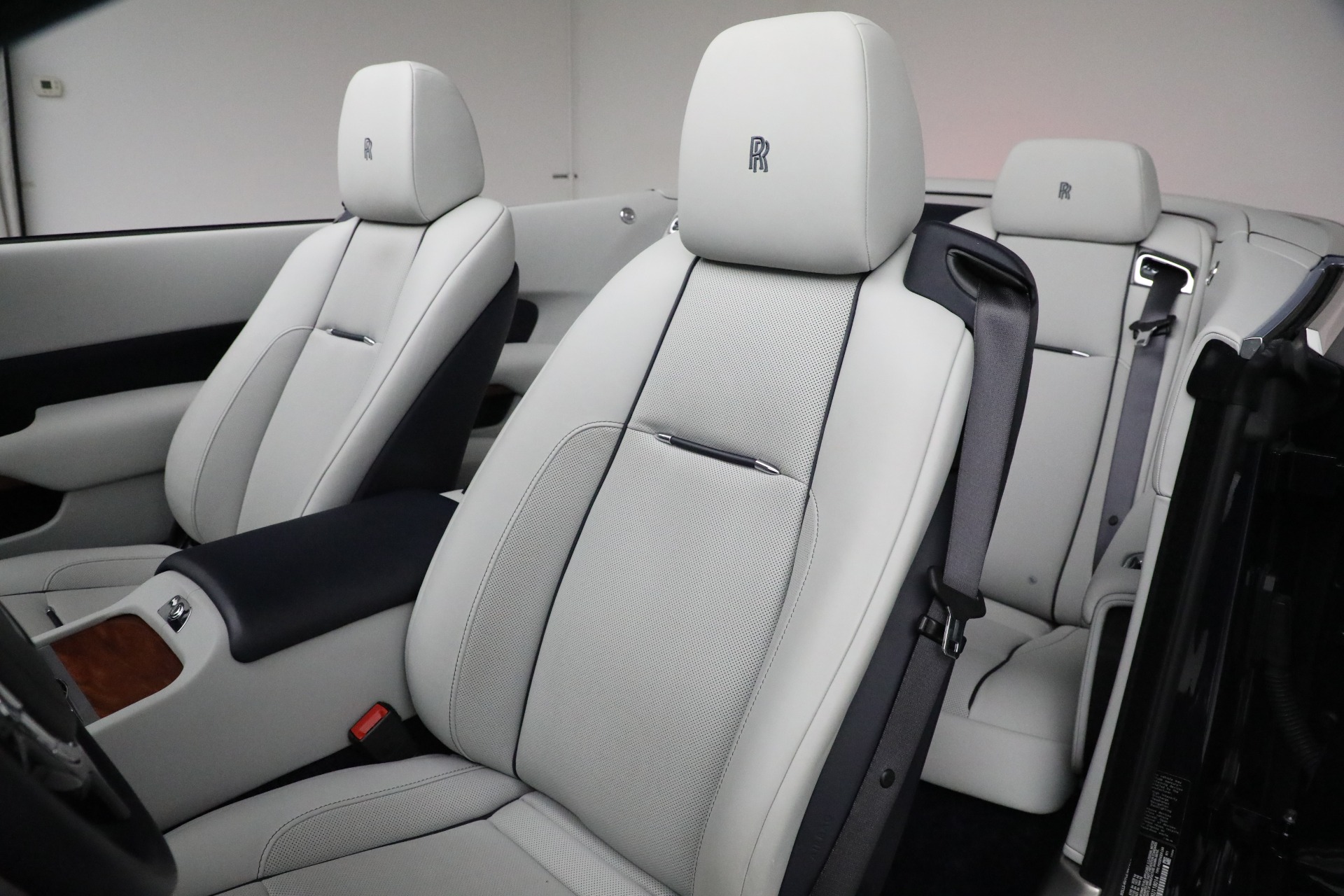 Pre-Owned 2019 Rolls-Royce Dawn For Sale (Special Pricing) | Aston ...