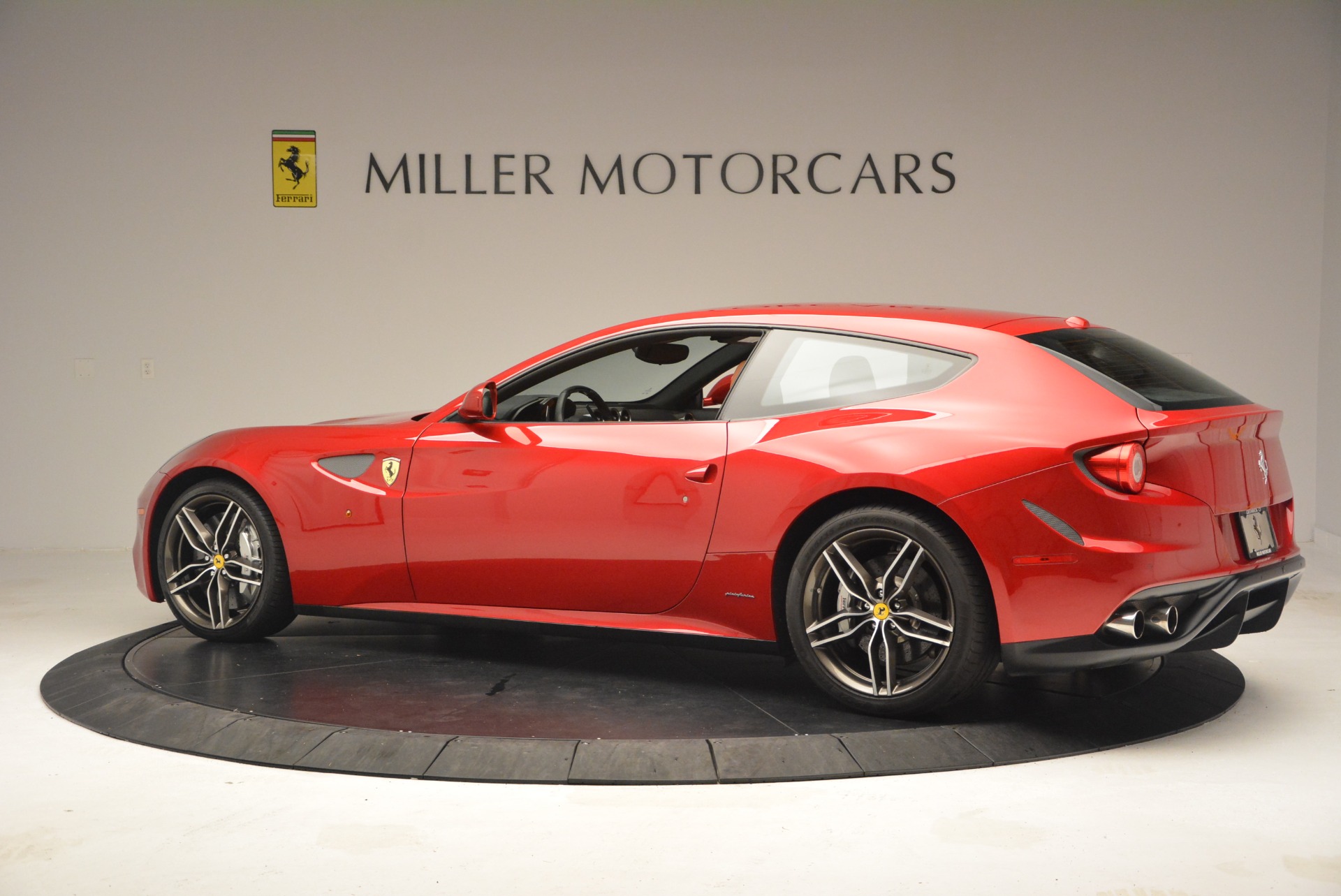 Pre-Owned 2014 Ferrari FF For Sale (Special Pricing) | Aston Martin of ...