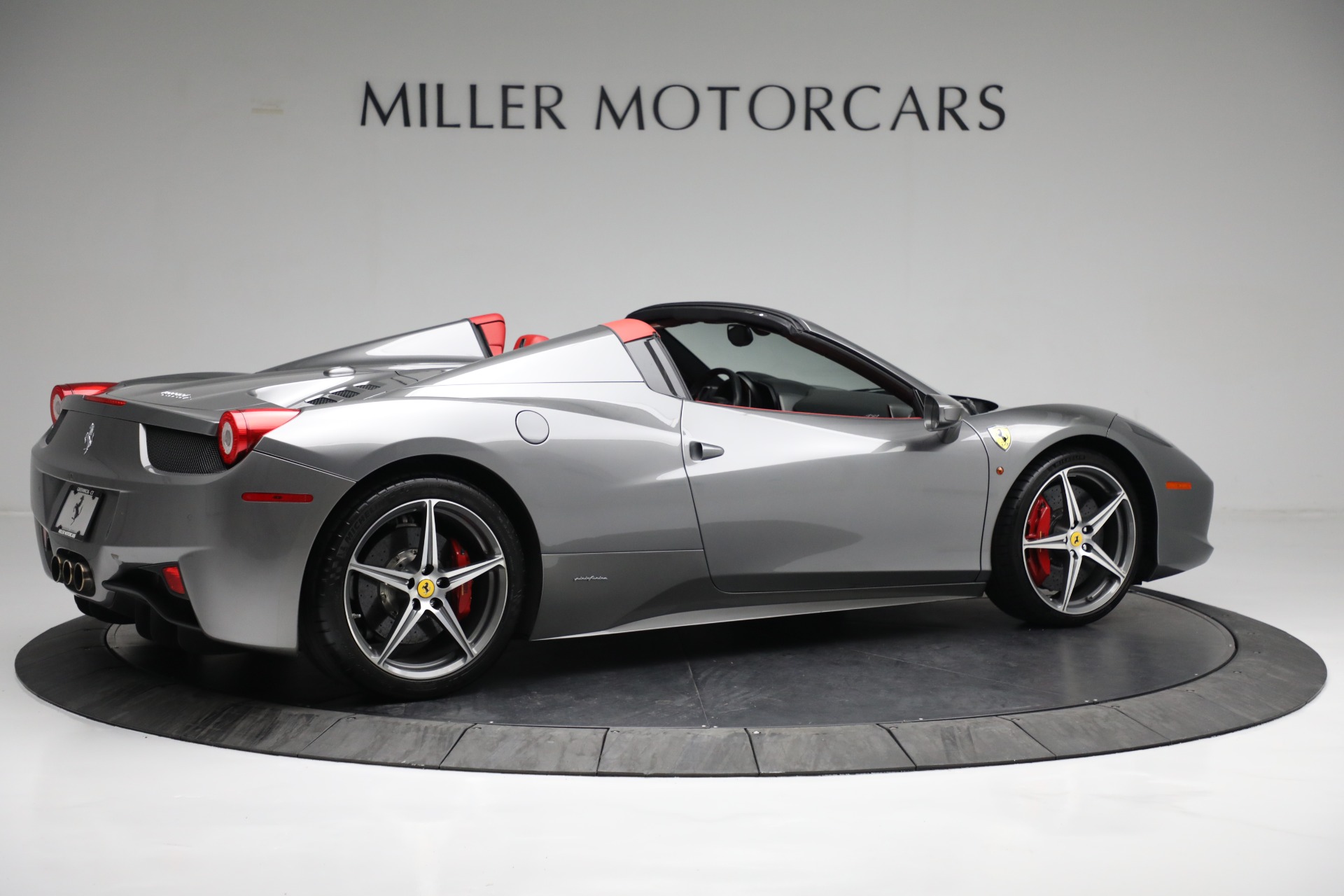 Pre-Owned 2015 Ferrari 458 Spider For Sale (Special Pricing) | Aston ...
