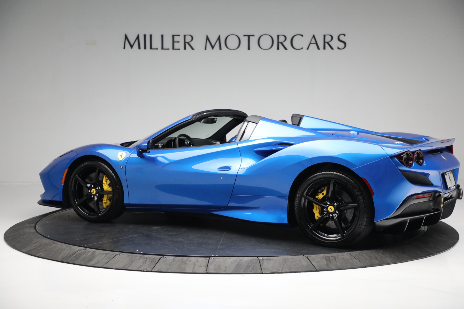 Pre-Owned 2021 Ferrari F8 Spider For Sale (Special Pricing) | Aston ...