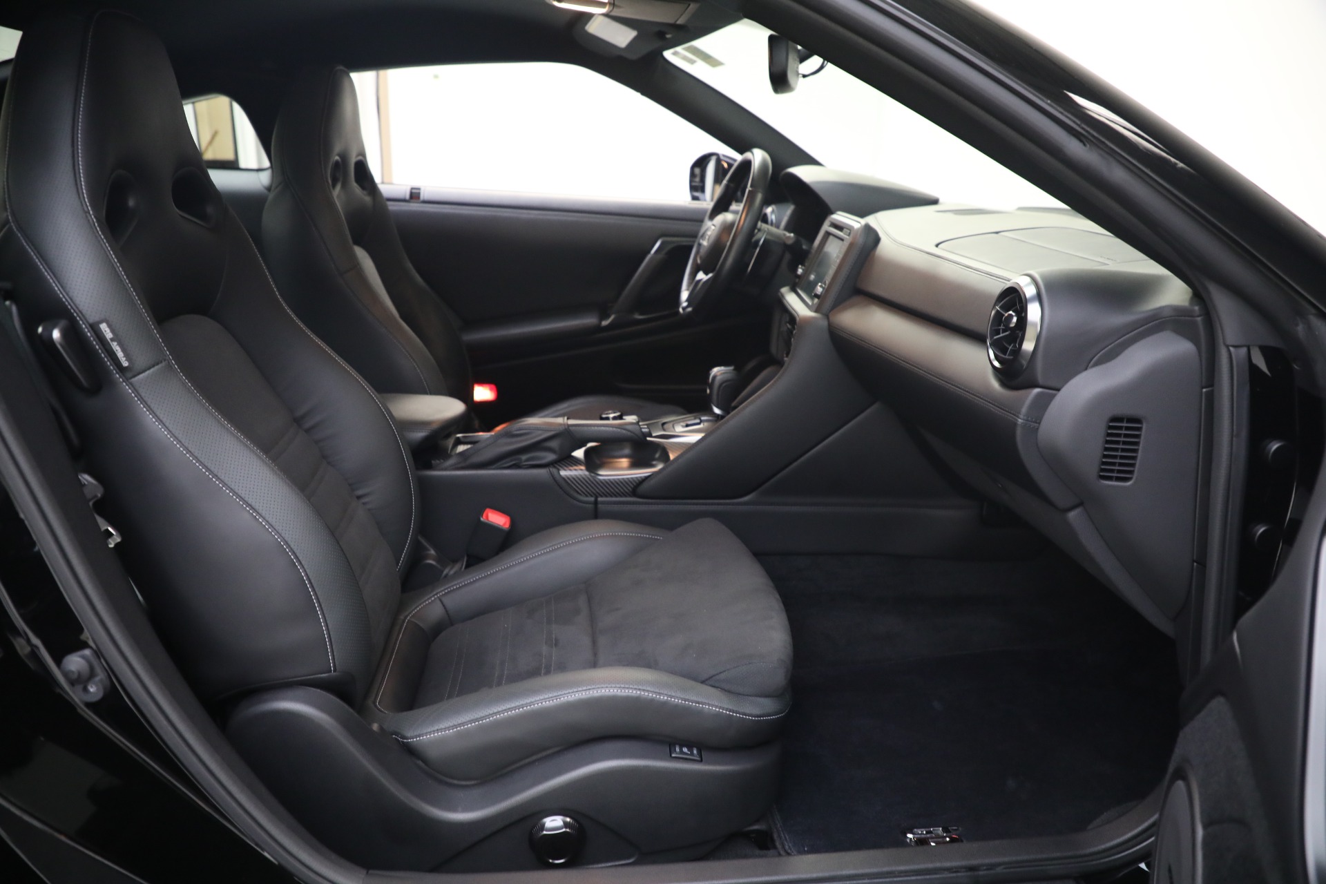 Pre-Owned 2017 Nissan GT-R Premium For Sale (Special Pricing) | Aston ...