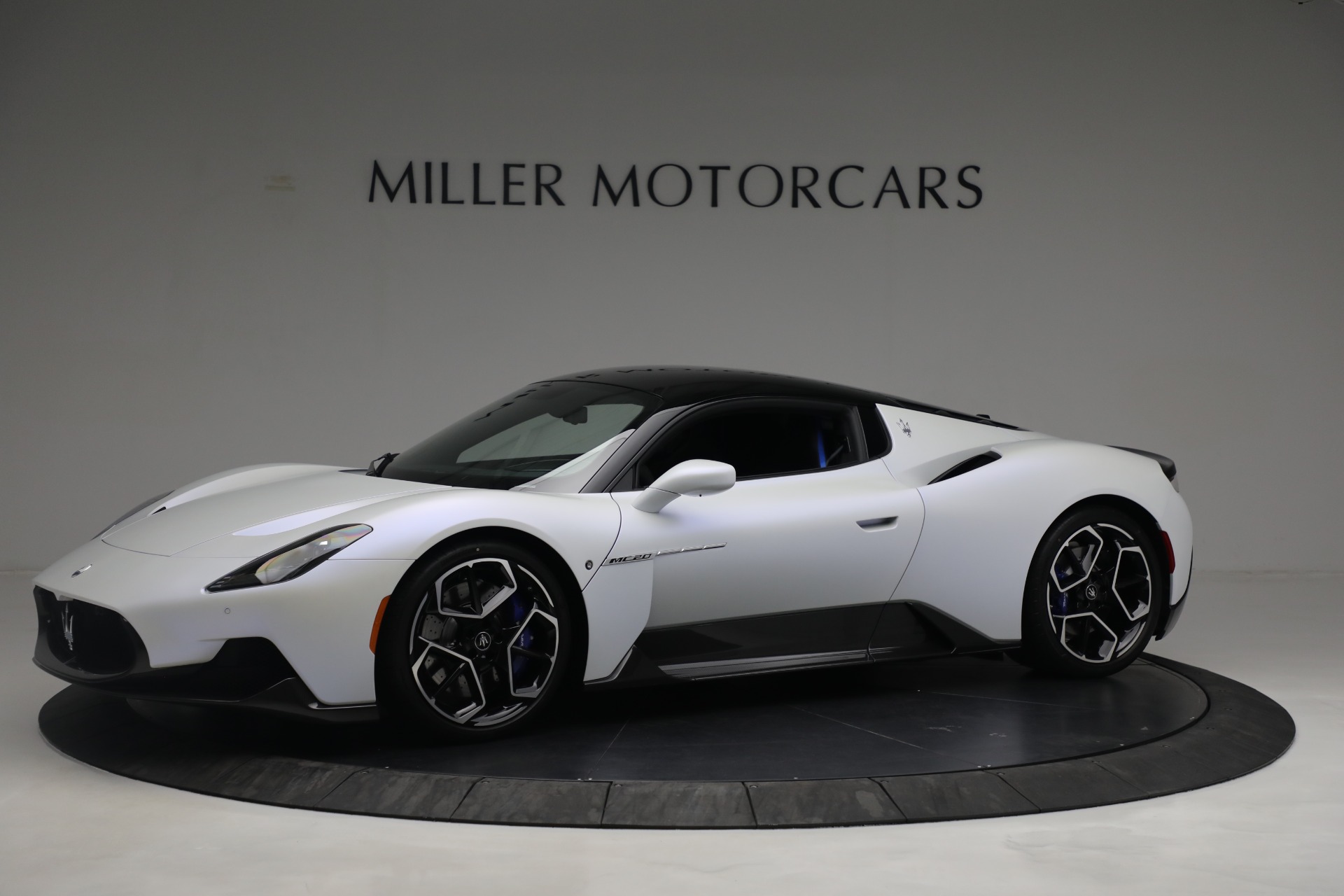Pre-Owned 2022 Maserati MC20 For Sale (Special Pricing) | Aston Martin ...