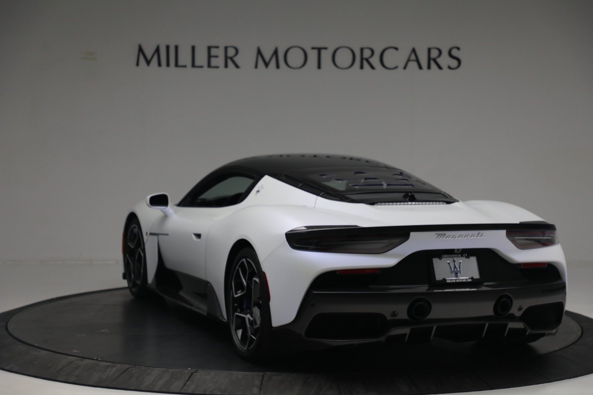 Pre-Owned 2022 Maserati MC20 For Sale (Special Pricing) | Aston Martin ...