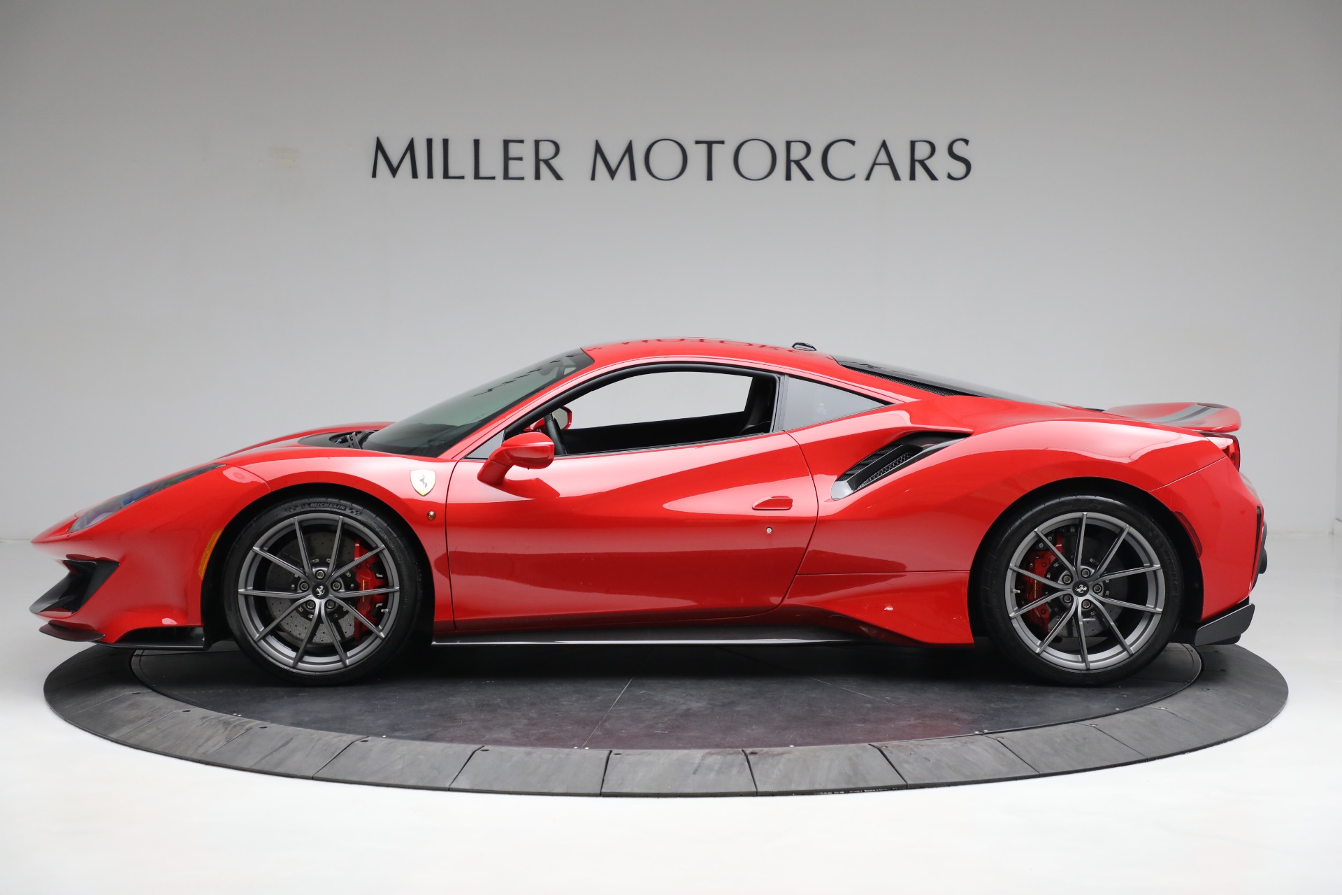 Pre-Owned 2020 Ferrari 488 Pista For Sale (Special Pricing) | Aston ...