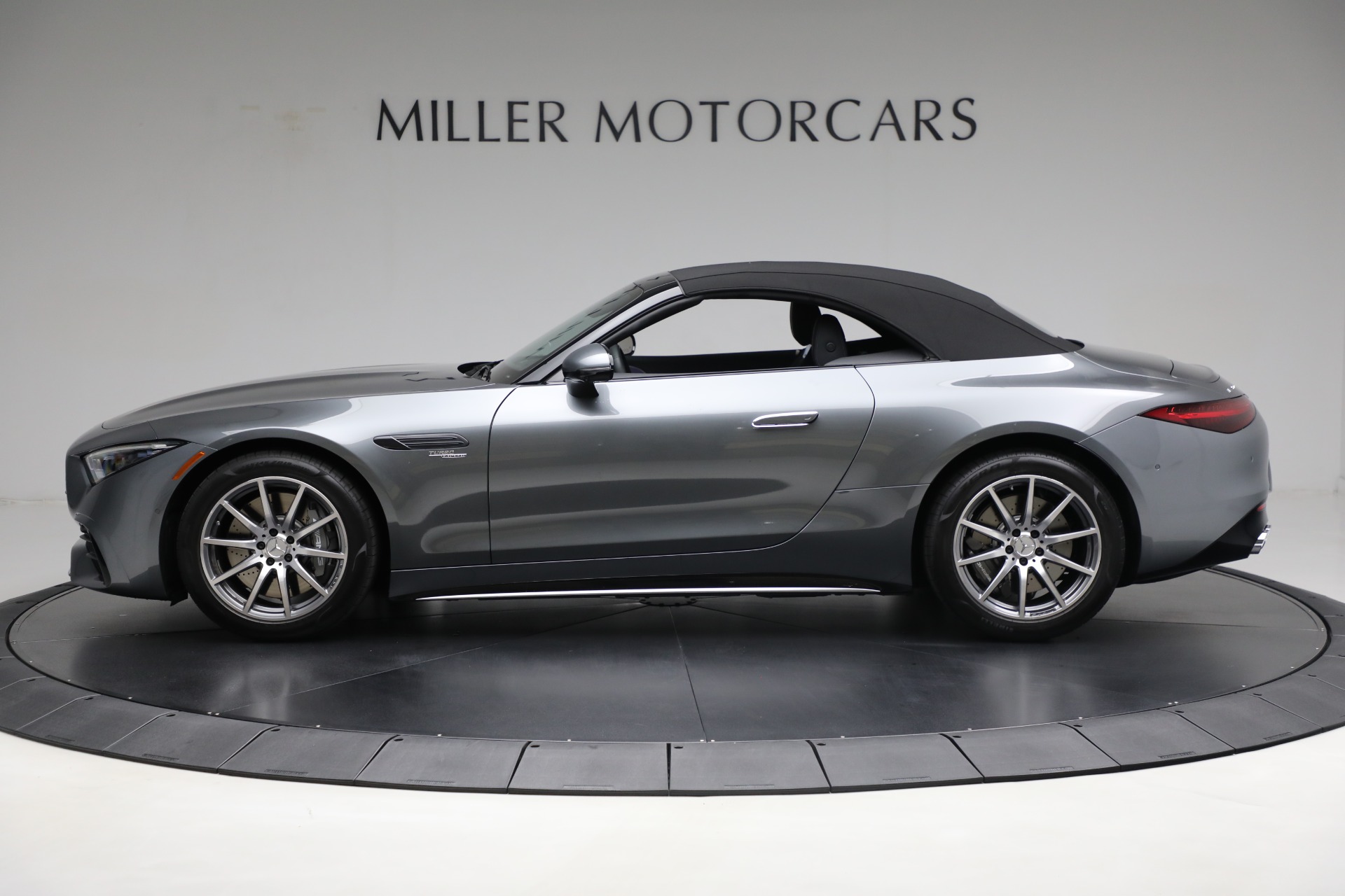 Pre-Owned 2023 Mercedes-Benz SL-Class AMG SL 43 For Sale (Special ...