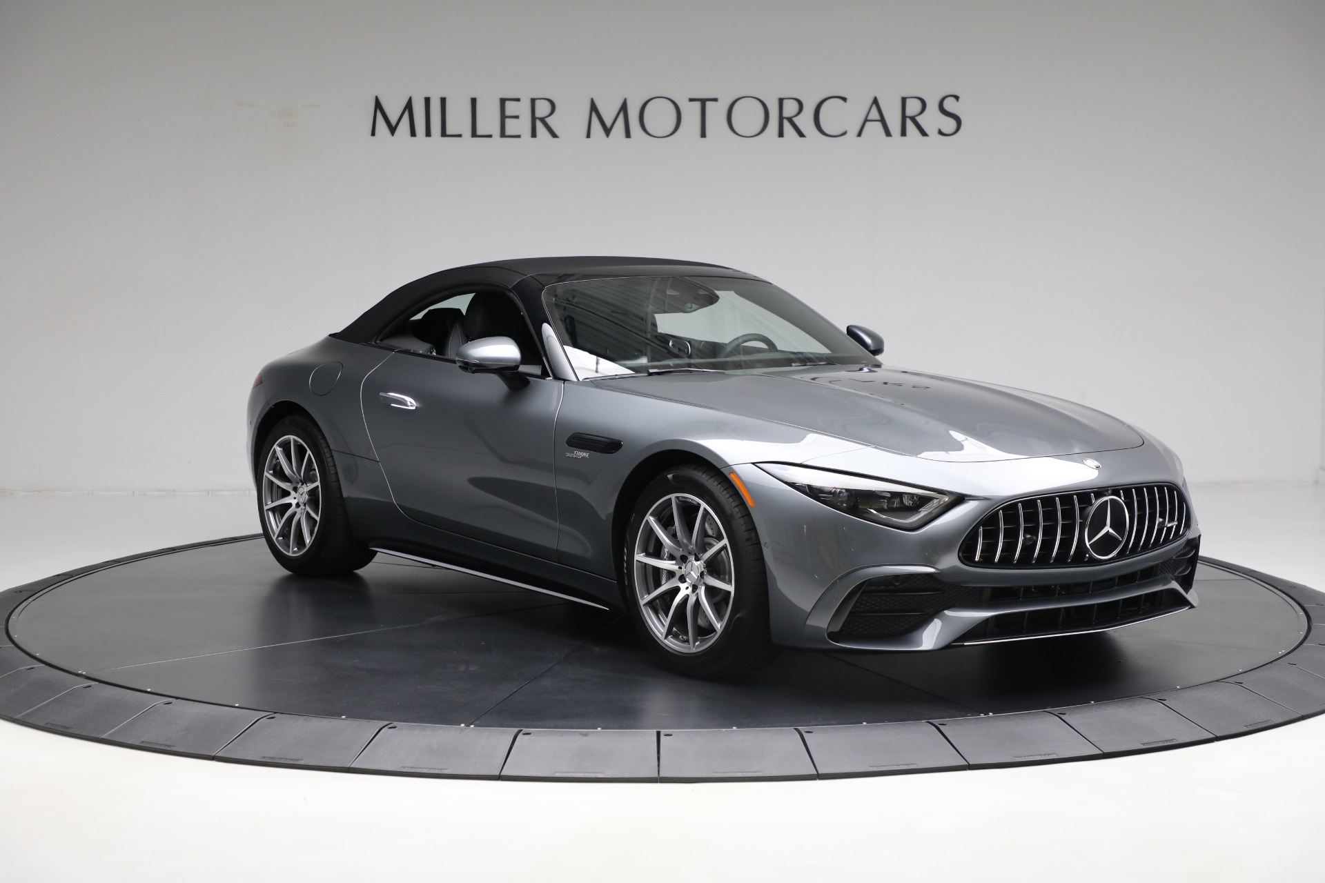 Pre-Owned 2023 Mercedes-Benz SL-Class AMG SL 43 For Sale (Special ...