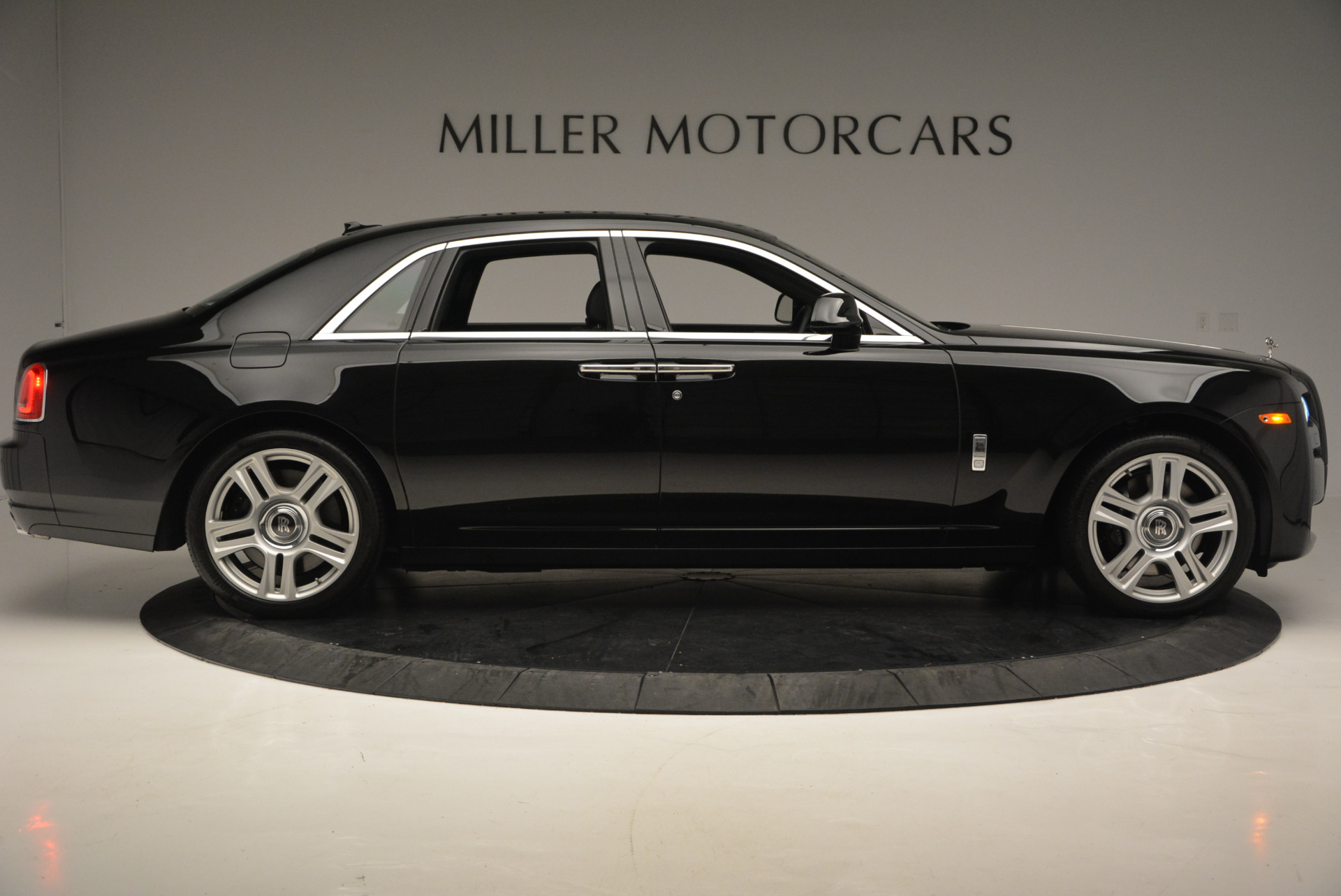 Pre-Owned 2016 Rolls-Royce Ghost Series II For Sale (Special Pricing ...