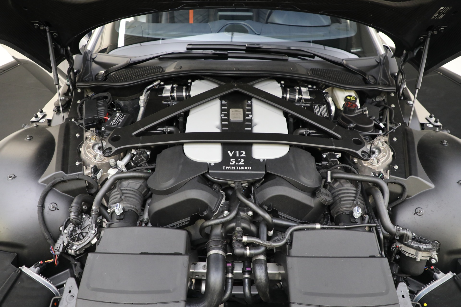 Pre-Owned 2023 Aston Martin Vantage V12 For Sale (Special Pricing ...