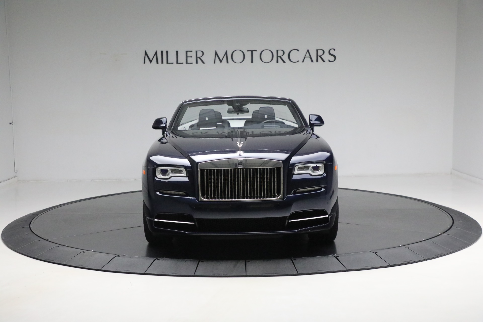 Pre-Owned 2018 Rolls-Royce Dawn For Sale (Special Pricing) | Aston ...