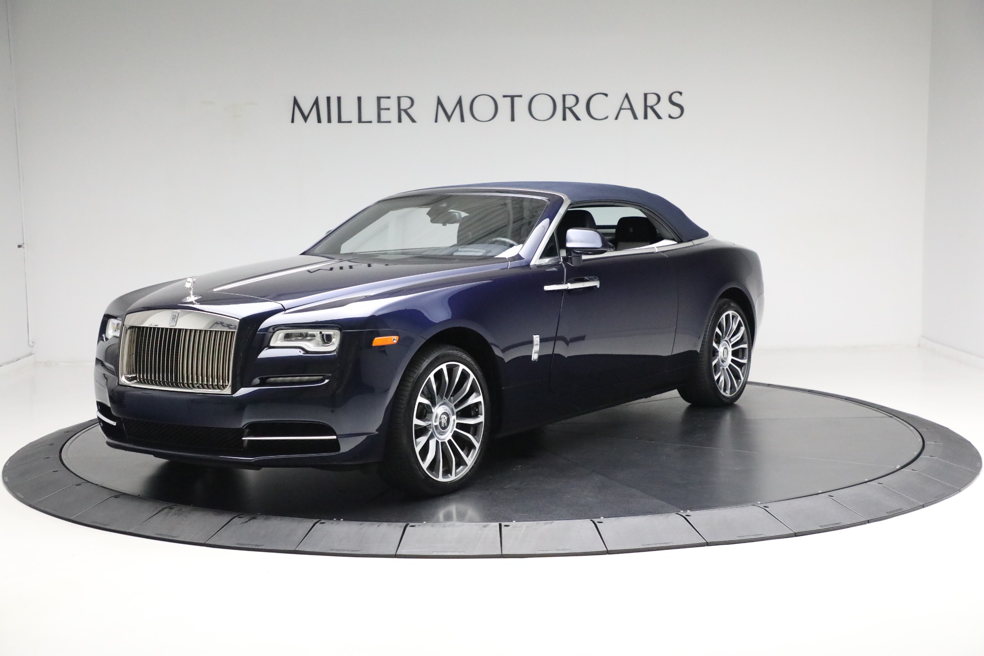 Pre-Owned 2018 Rolls-Royce Dawn For Sale (Special Pricing) | Aston ...