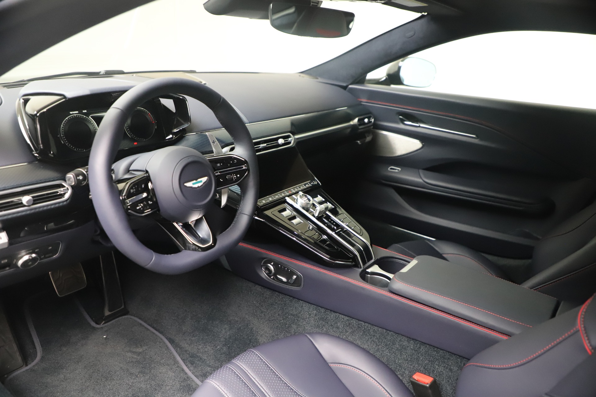 New 2025 Aston Martin Vantage For Sale (Special Pricing) | Aston Martin of Greenwich Stock #A1919