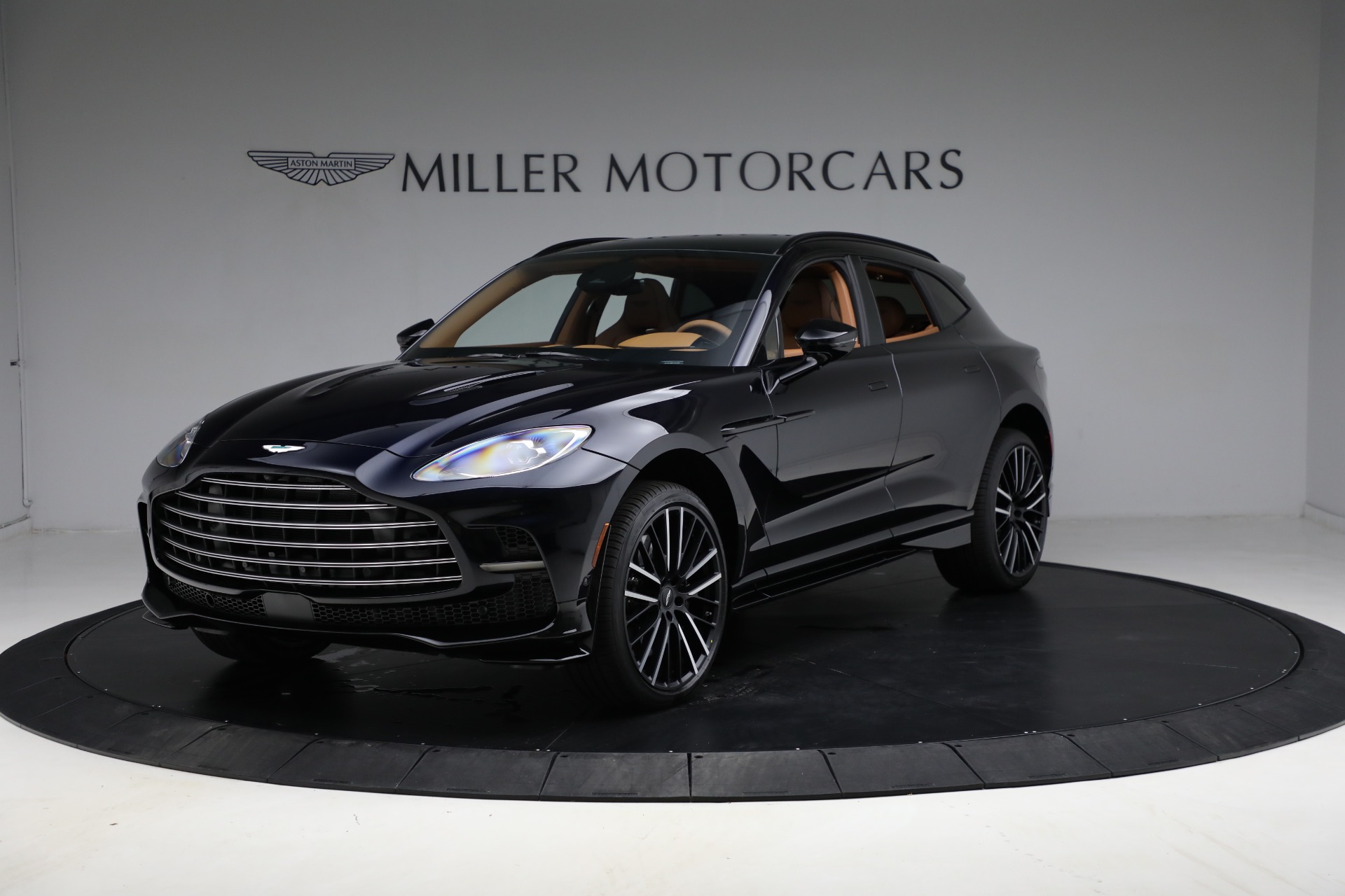 New 2025 Aston Martin DBX707 707 For Sale (Special Pricing) | Aston Martin of Greenwich Stock #A1930
