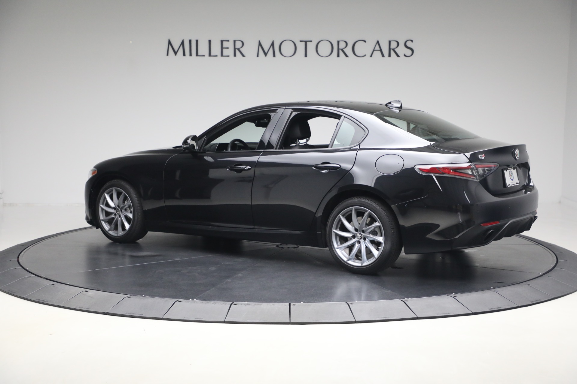 New 2025 Alfa Romeo Giulia Sprint For Sale (Special Pricing) | Aston ...