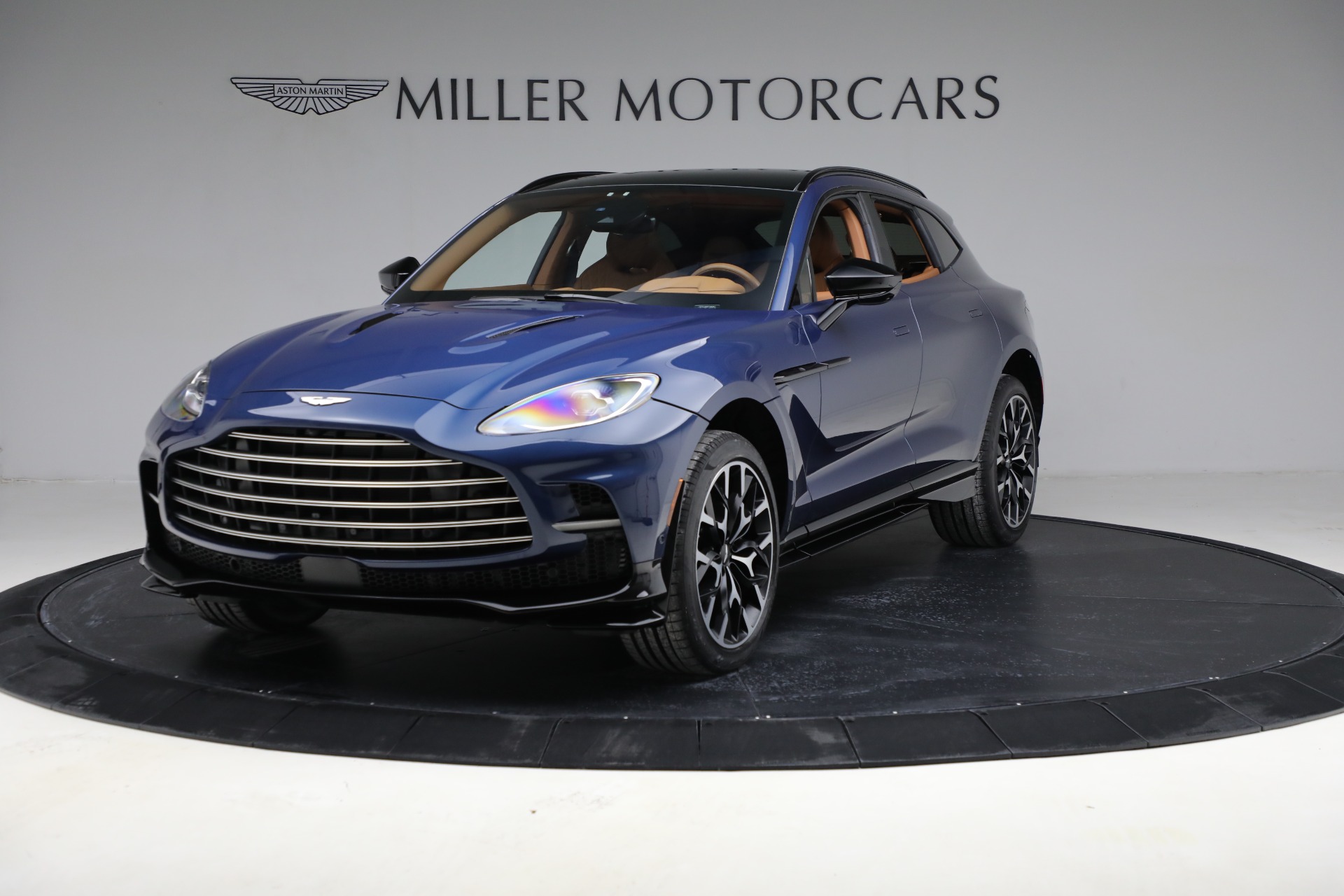 Pre-Owned 2023 Aston Martin DBX 707 For Sale (Special Pricing) | Miller ...