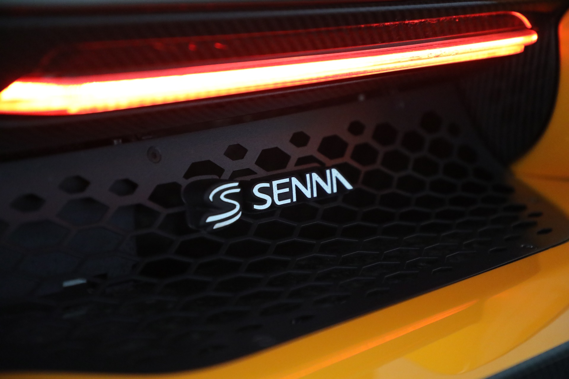 Pre-Owned 2019 McLaren Senna For Sale (Special Pricing) | Miller ...