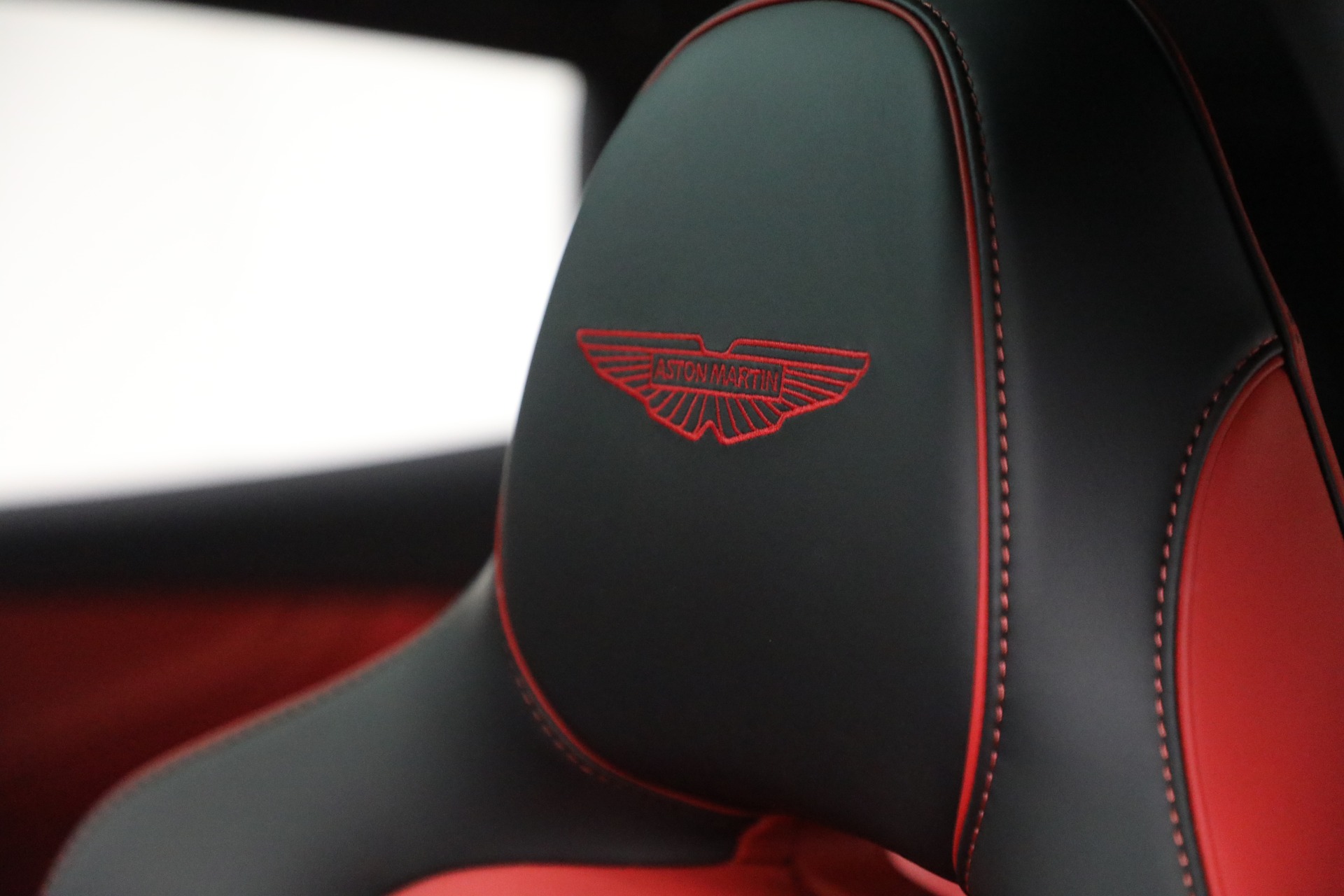 New 2025 Aston Martin DBX 707 For Sale (Special Pricing) | Miller ...