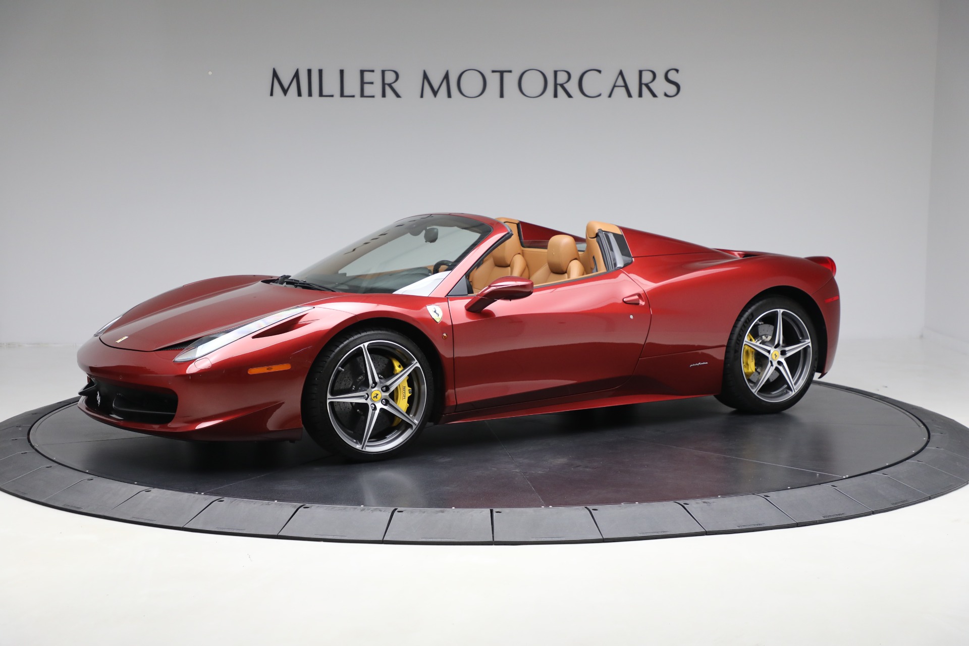 Pre-Owned 2014 Ferrari 458 Spider For Sale (Special Pricing) | Aston ...
