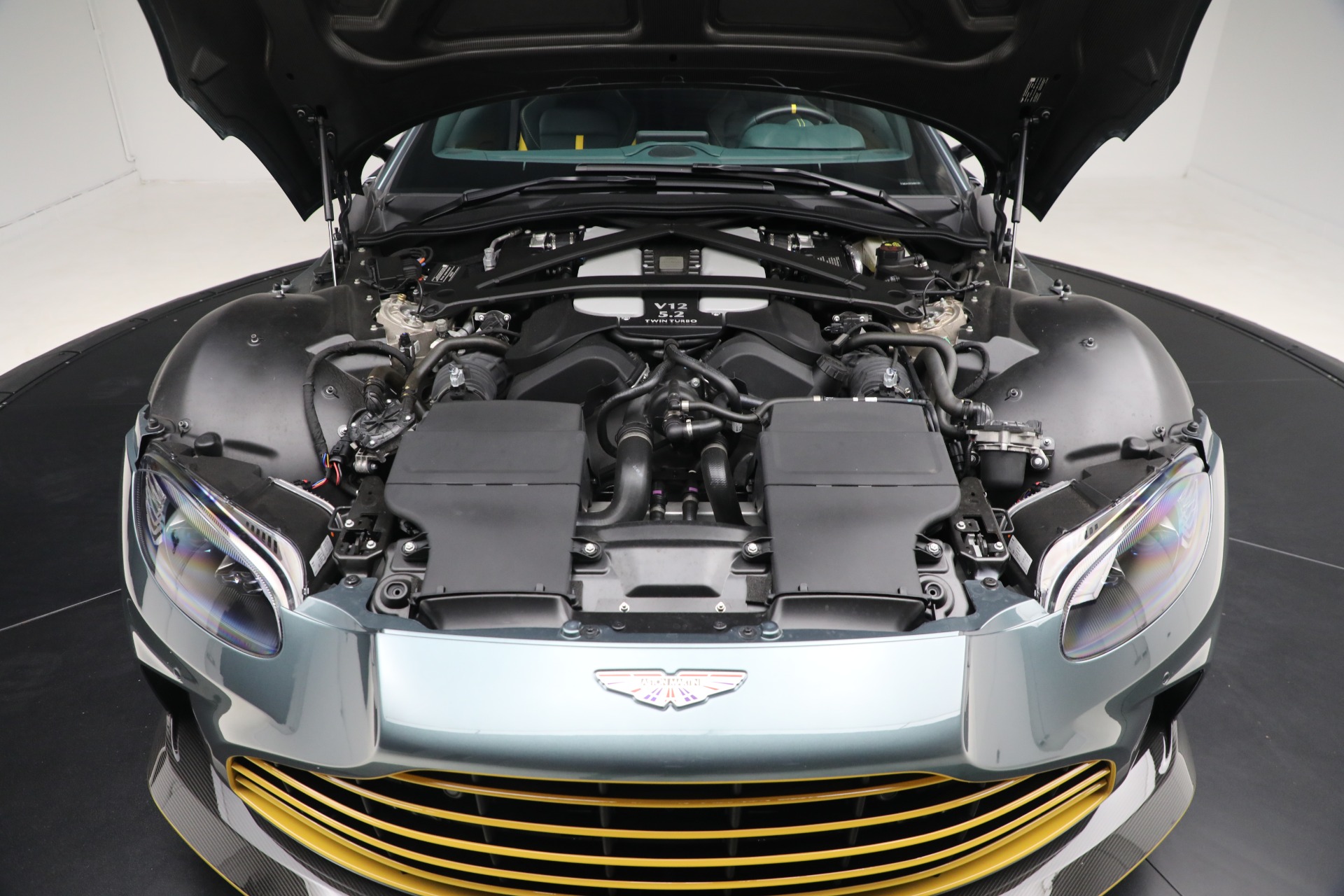 Pre-Owned 2023 Aston Martin Vantage V12 For Sale (Special Pricing ...