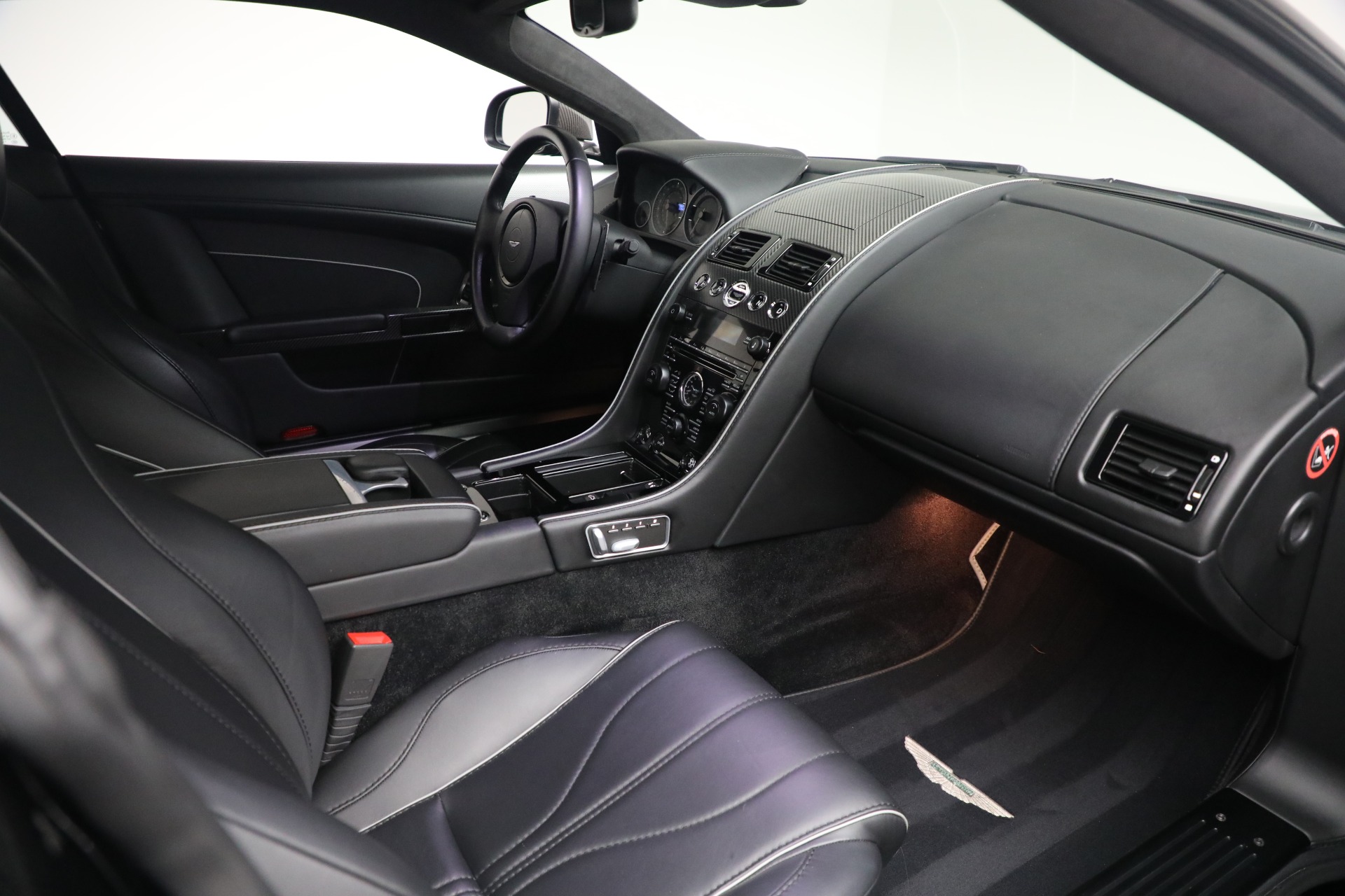 Pre-Owned 2015 Aston Martin DB9 Carbon Edition For Sale (Special ...