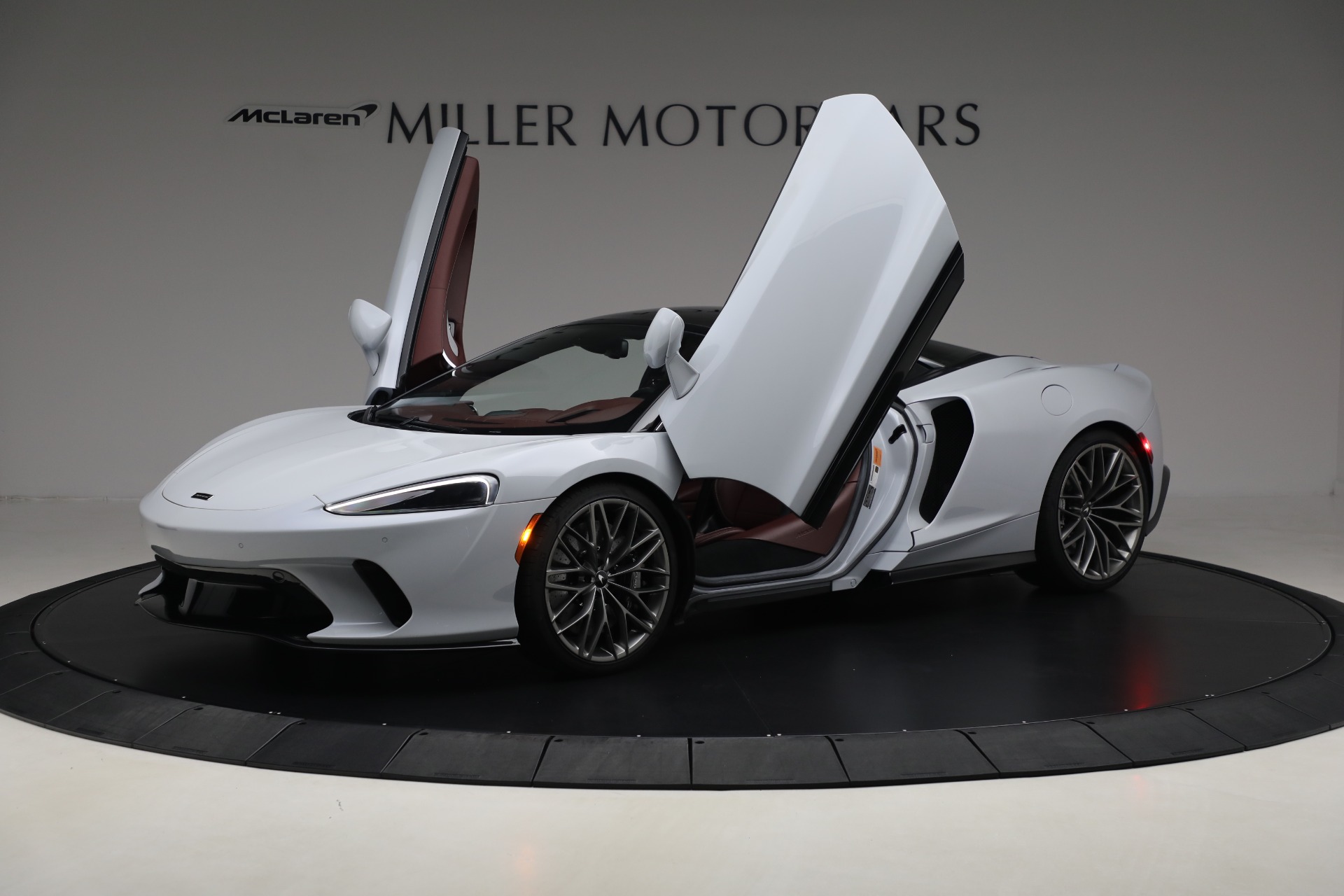 Pre-Owned 2023 McLaren GT Luxe For Sale ($185,900) | Aston Martin of ...