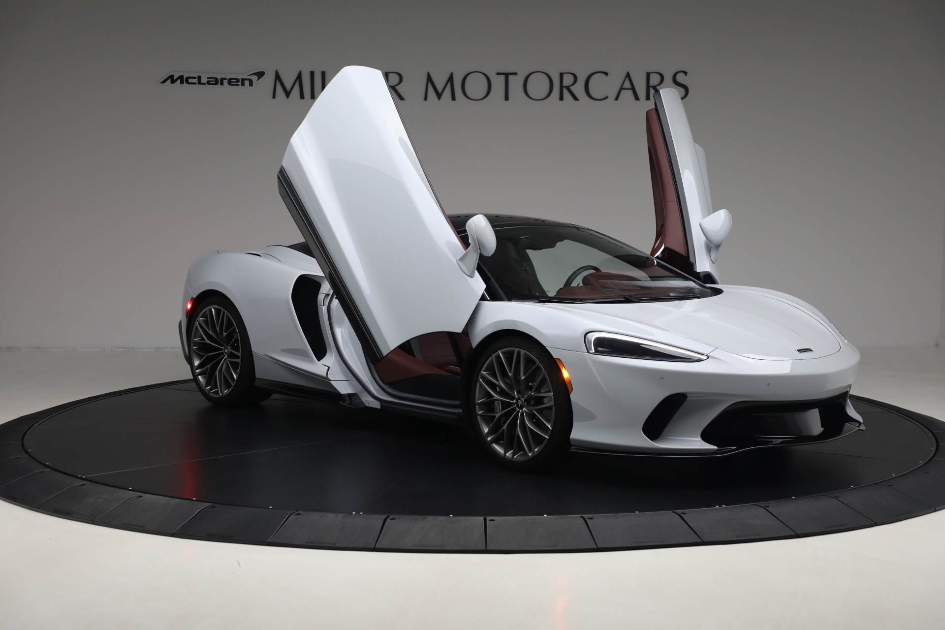 Pre-Owned 2023 McLaren GT Luxe For Sale ($185,900) | Aston Martin of ...