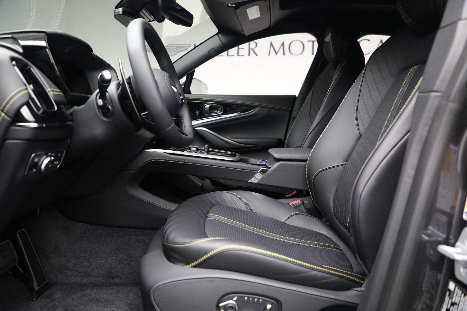 New 2026 Aston Martin DBX 707 For Sale (Special Pricing) | Miller ...