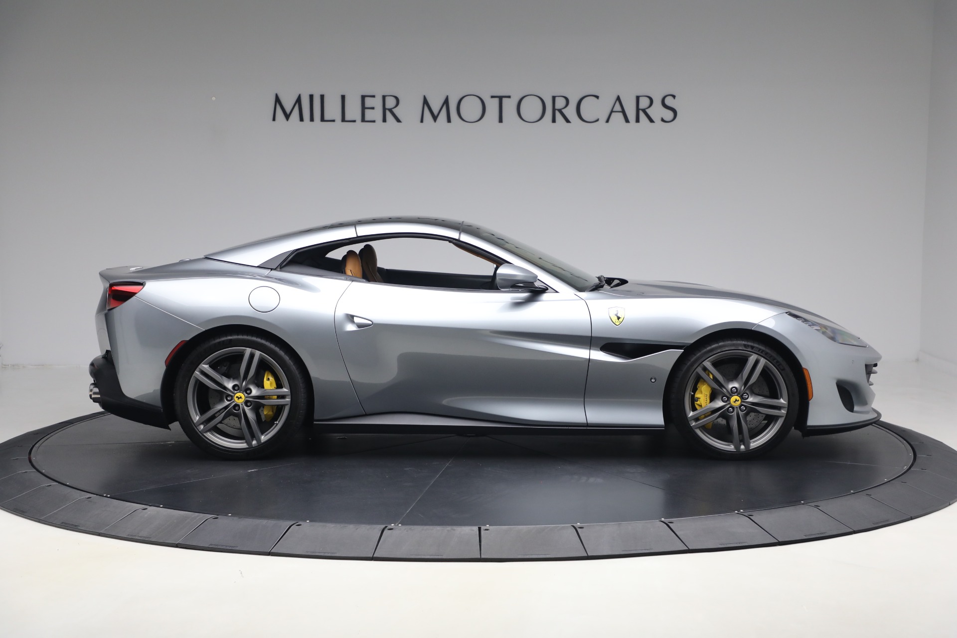 Pre-Owned 2019 Ferrari Portofino For Sale (Special Pricing) | Aston ...