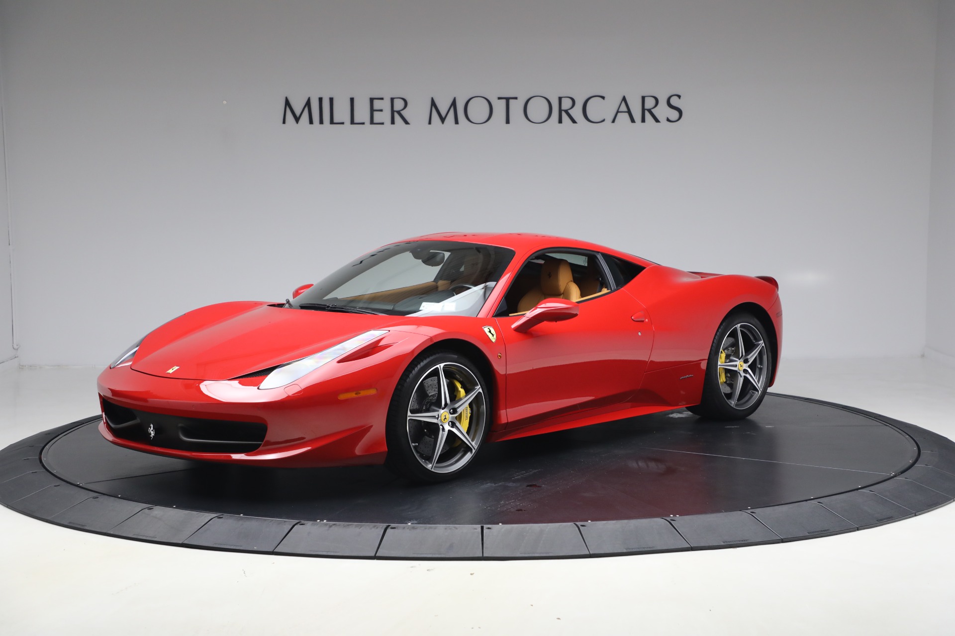 Pre-Owned 2015 Ferrari 458 Italia For Sale (Special Pricing) | Aston ...