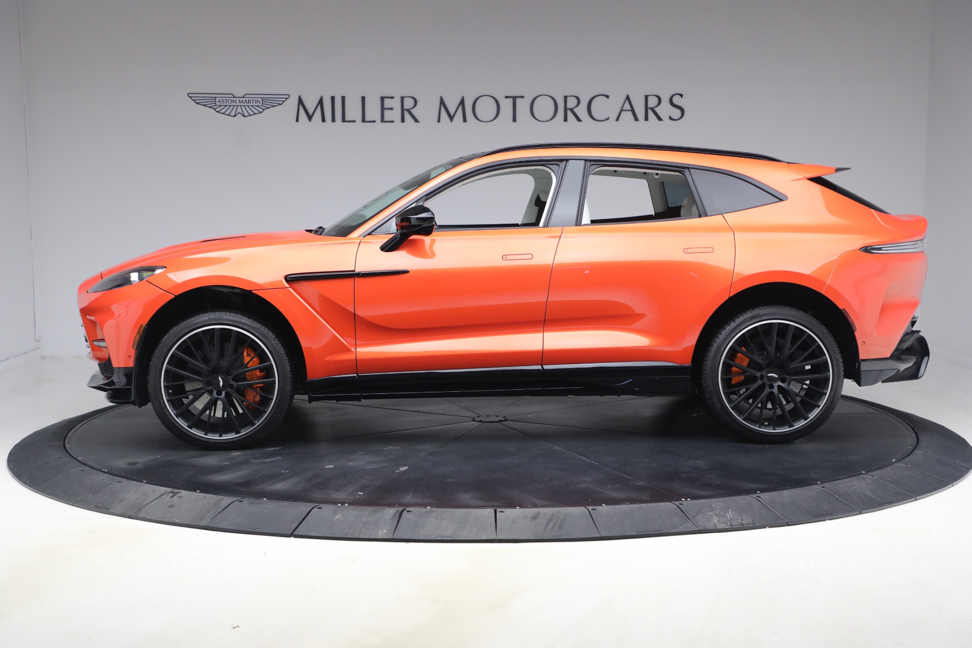 Pre-Owned 2024 Aston Martin DBX 707 For Sale ($172,900) | Miller ...
