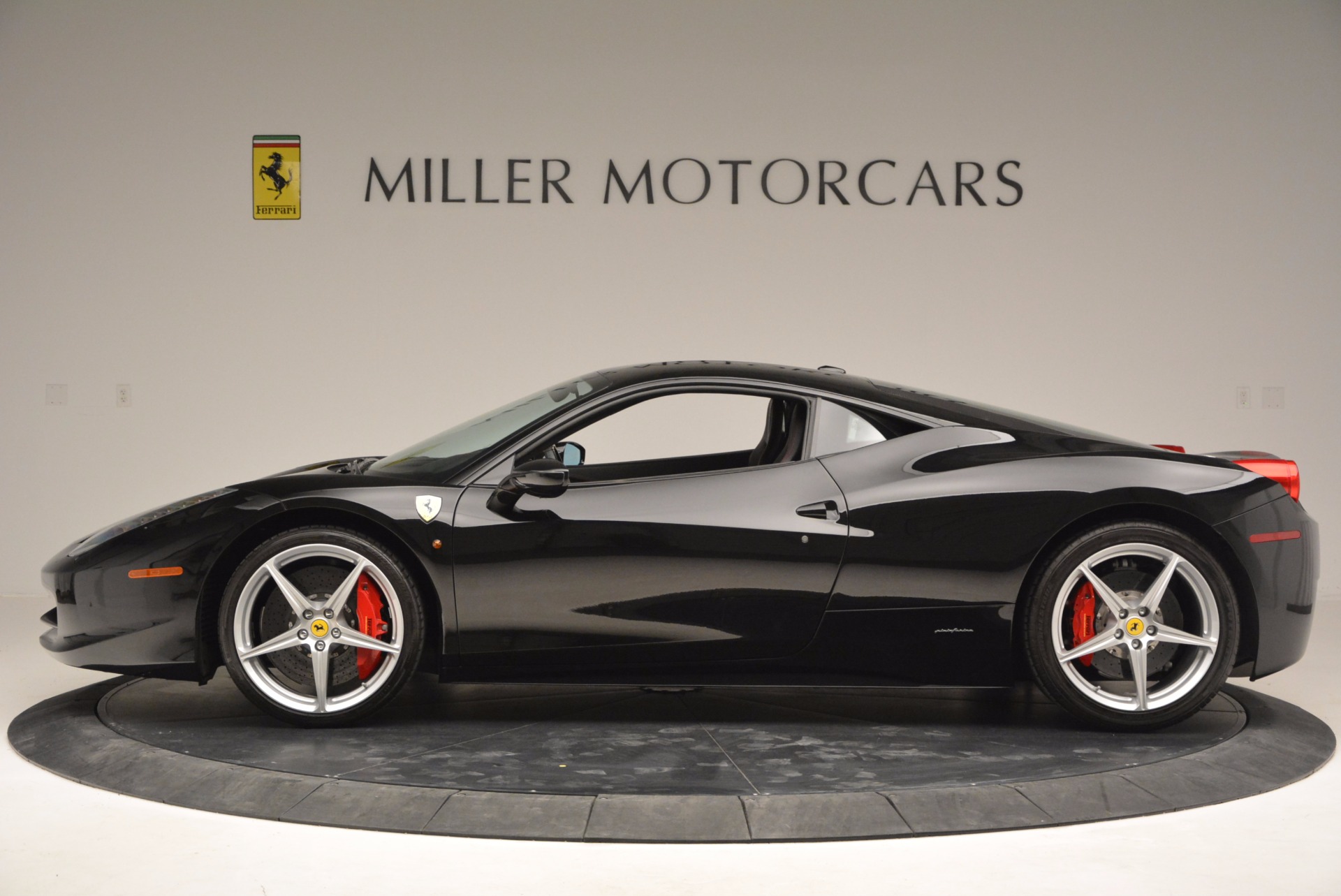 Pre-Owned 2013 Ferrari 458 Italia For Sale (Special Pricing) | Aston ...