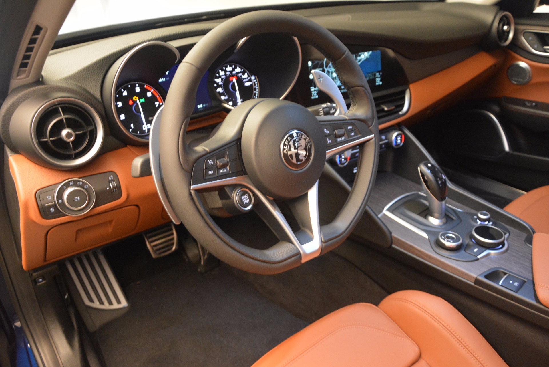 2017 Alfa Romeo Giulia Base Interior | Cabinets Matttroy